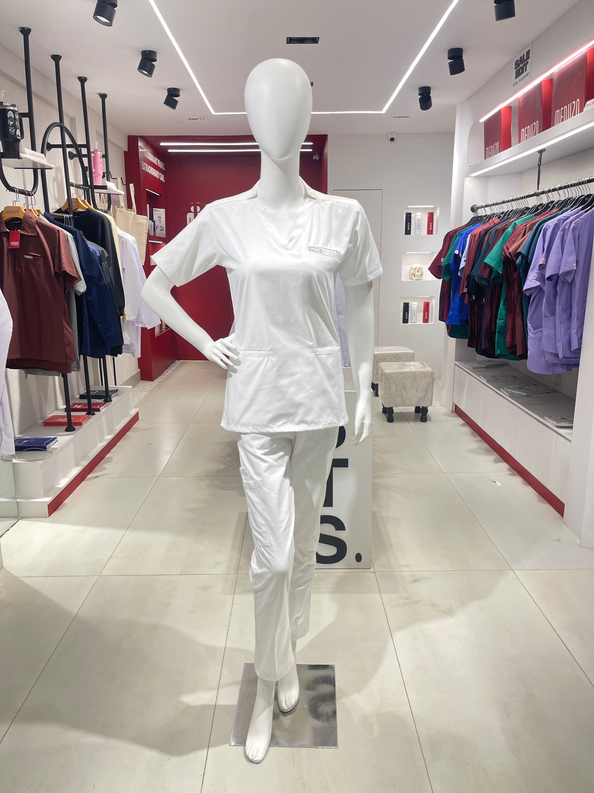 Buy Premium Medical Scrubs in Pakistan | Meduzo