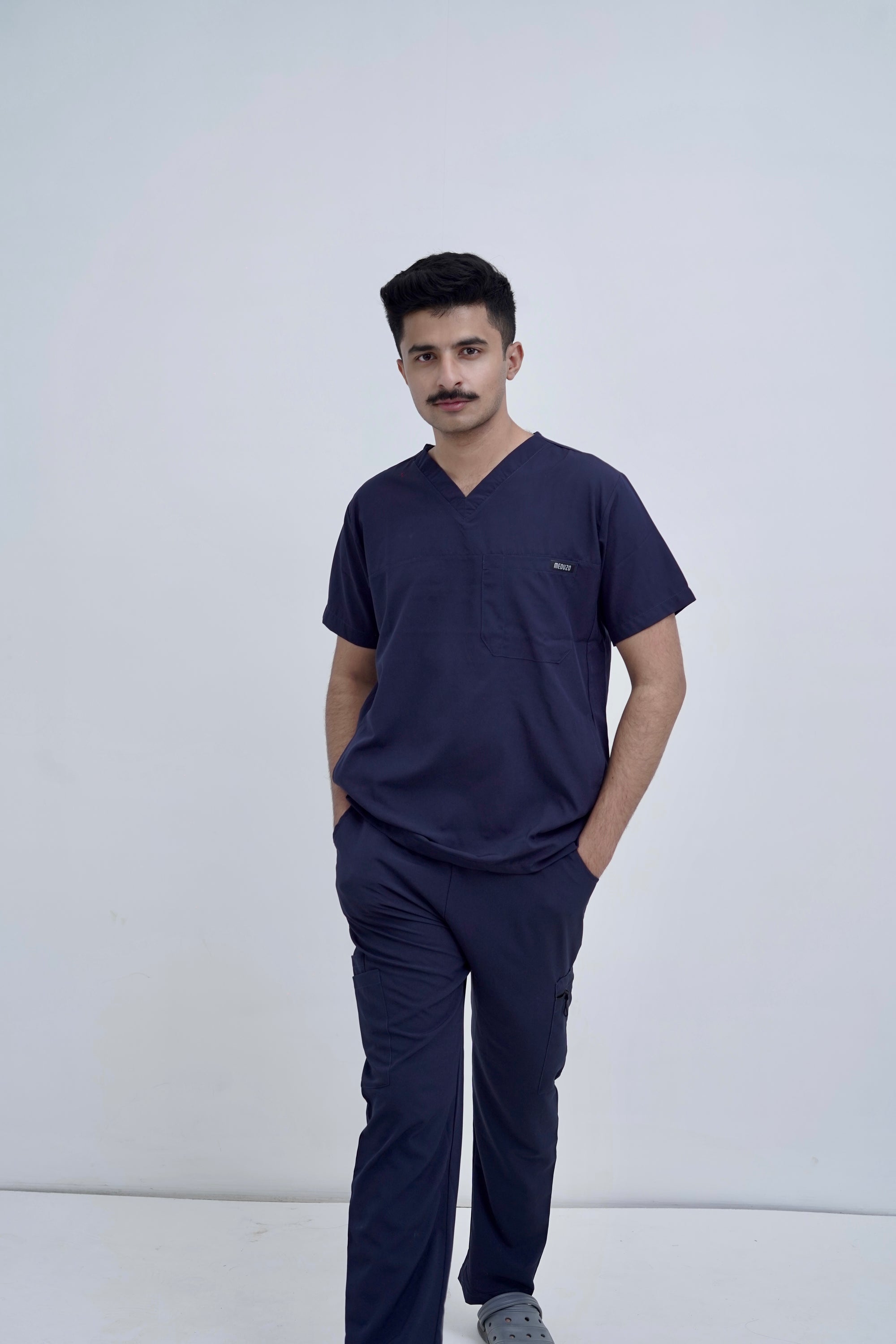 Buy Premium Medical Scrubs in Pakistan | Meduzo